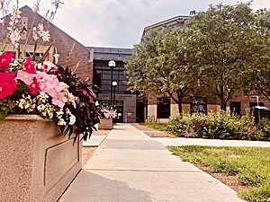 Mamie Doud Eisenhower Public Library in Broomfield, CO | LibraryThing