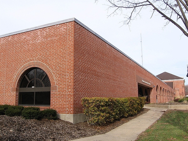 Cromwell Belden Public Library in Cromwell, CT | LibraryThing