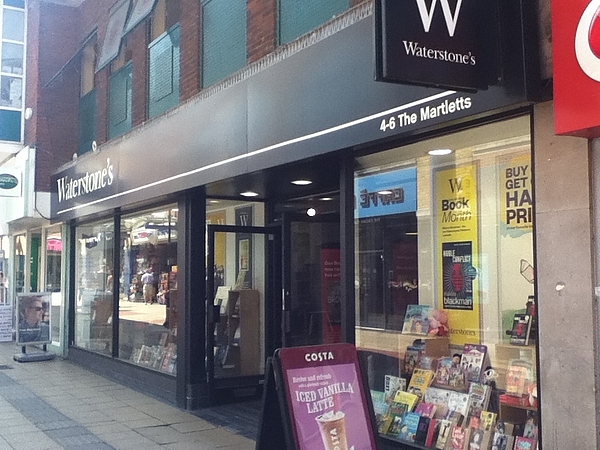 Waterstone's Crawley (The Martlets) in Crawley, West Sussex | LibraryThing