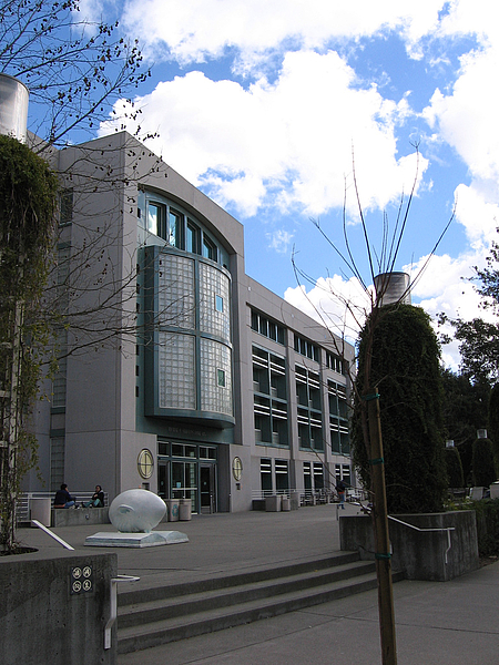Peter J. Shields Library - University of California, Davis in Davis, CA ...