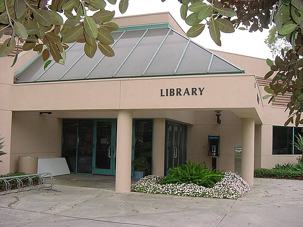 Concordia University - Irvine Campus Library in Irvine, CA | LibraryThing