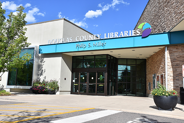 Douglas County Libraries - Castle Rock in Castle Rock, CO | LibraryThing