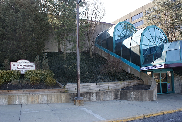 M. Allan Vogelson Regional Branch Library in Voorhees, NJ | LibraryThing